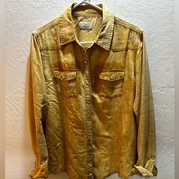 Kimes Ranch | Tops | Kimes Ranch Buttondown Shirt | Poshmark